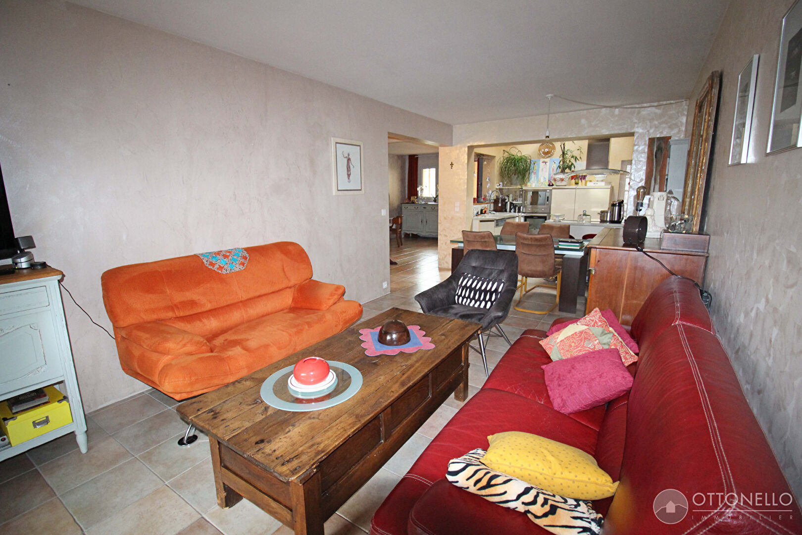 Maison-Villa - ROQUEBRUNE SUR ARGENS